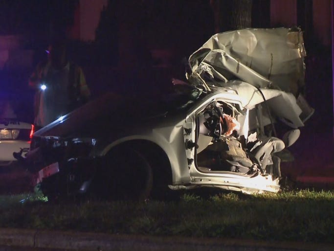 CAR VS TREE KILLS ONE | montgomery county police reporter