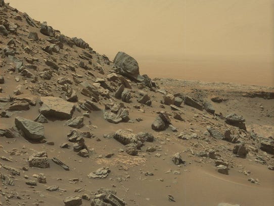 NASA's Curiosity rover captures new amazing images of Mars