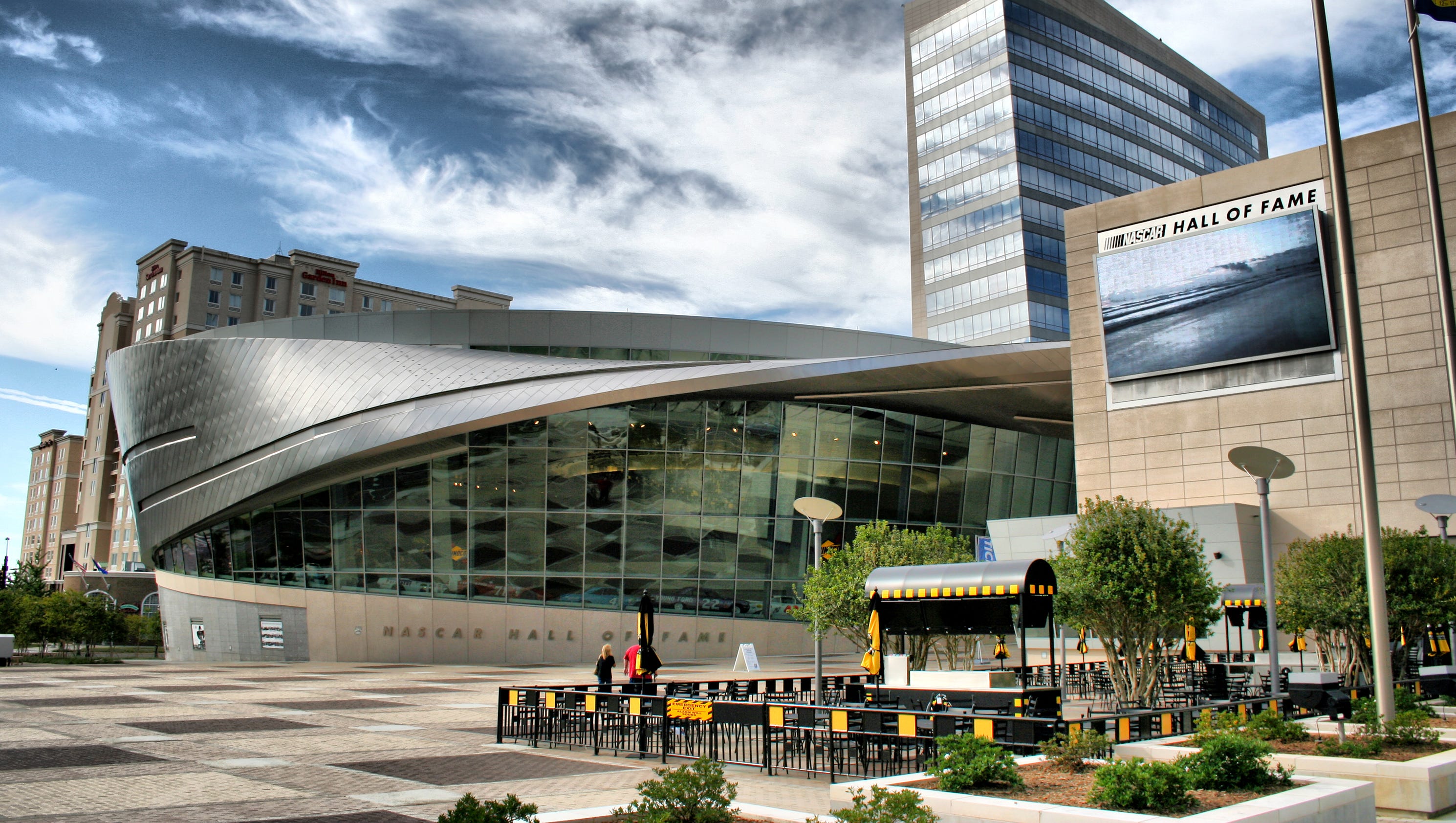 25 must-see buildings in North Carolina