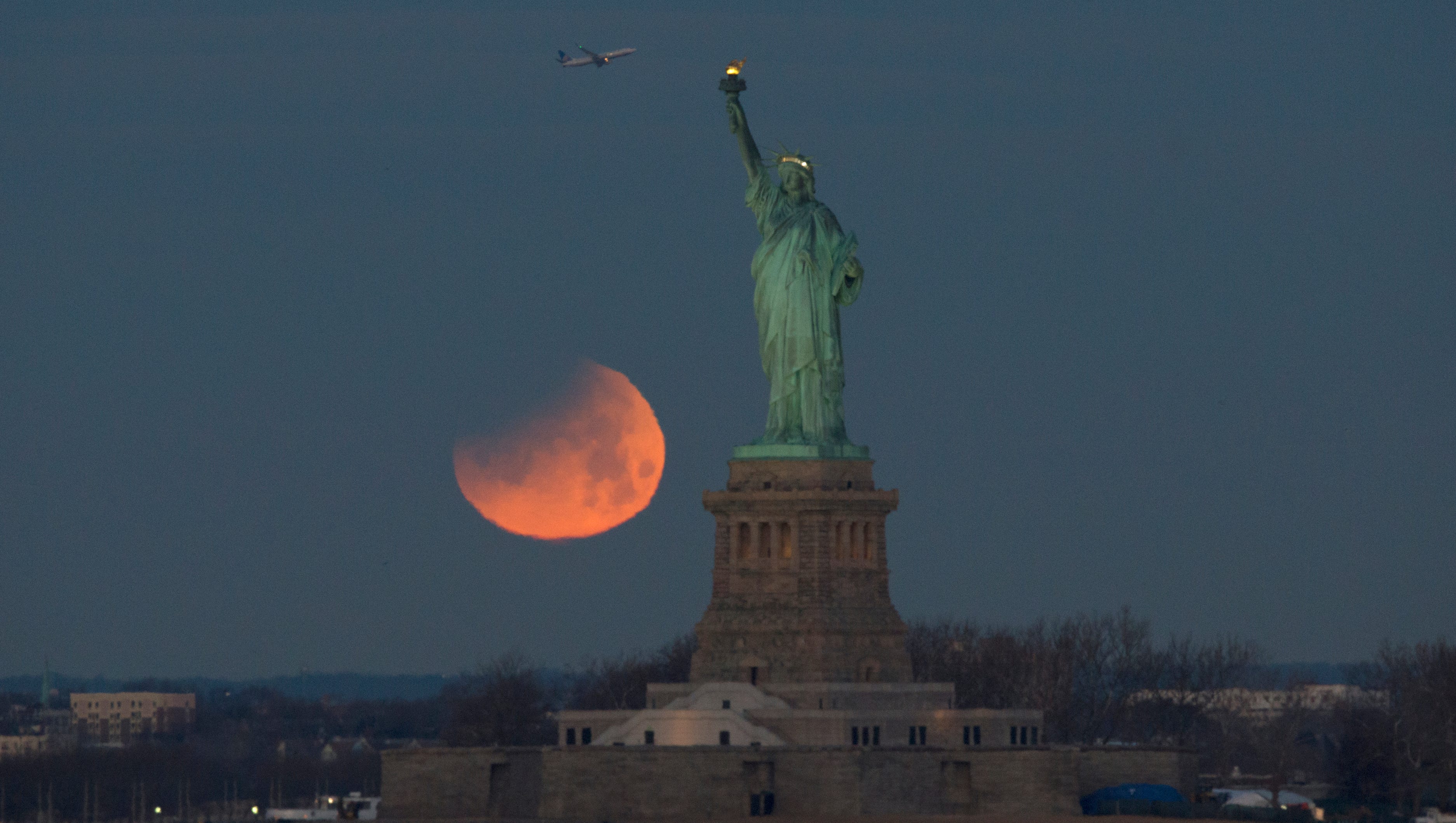 Blue Moon on Saturday is the last chance to see phenomenon until 2020