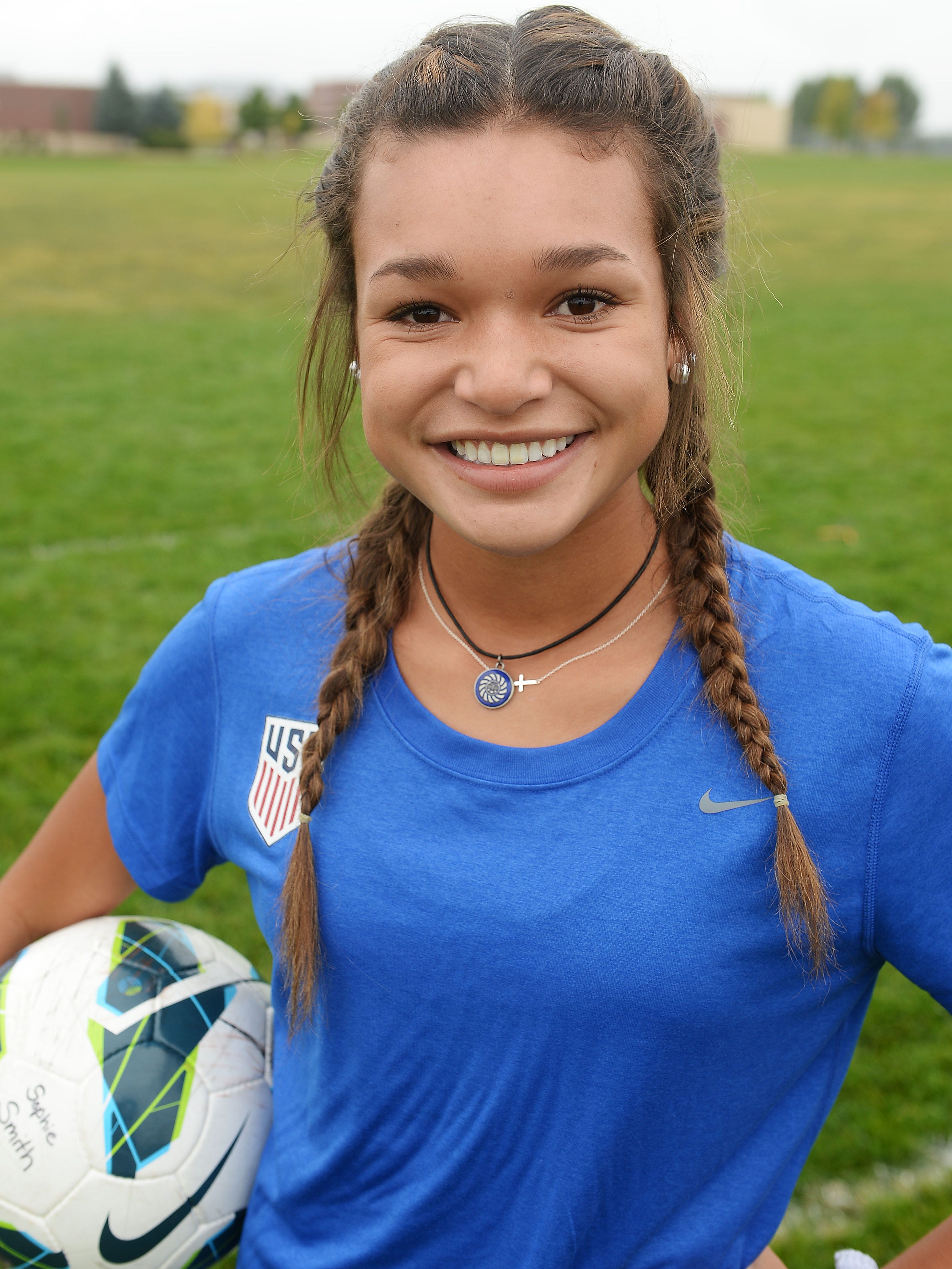 Fossil Ridge's Sophia Smith named top young player by U.S. Soccer