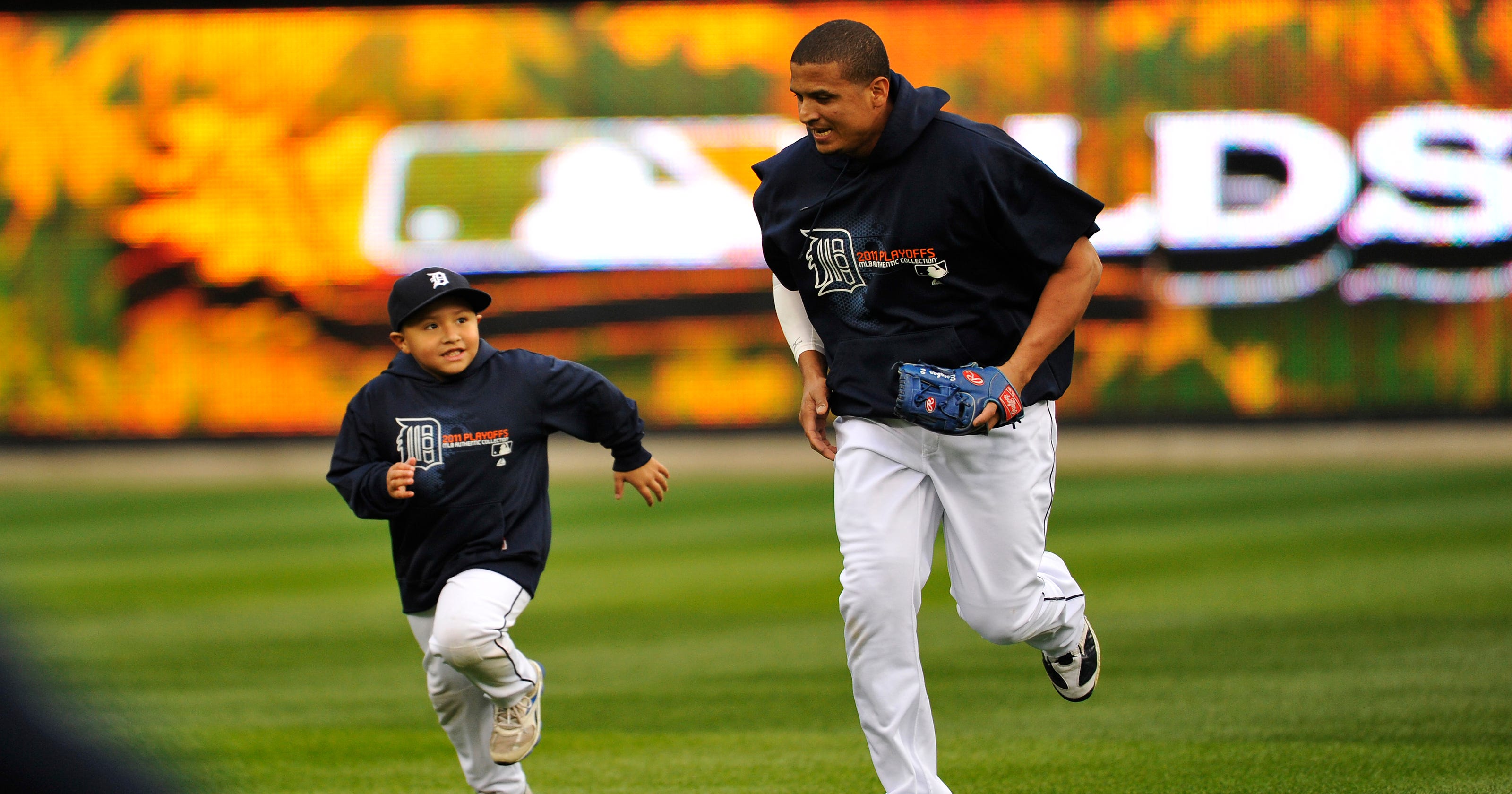 Victor Martinez and son have no problems with Tigers