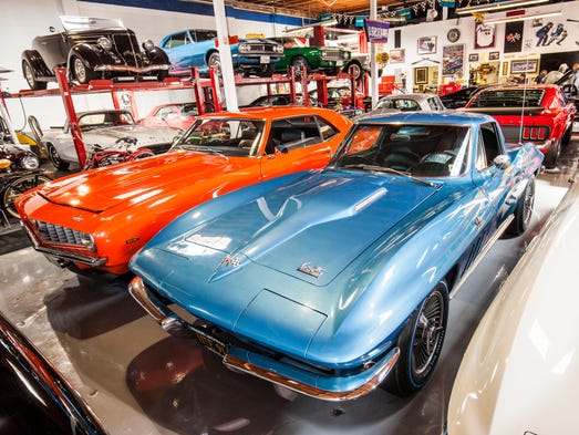 Reggie Jackson is auctioning off part of his car collection