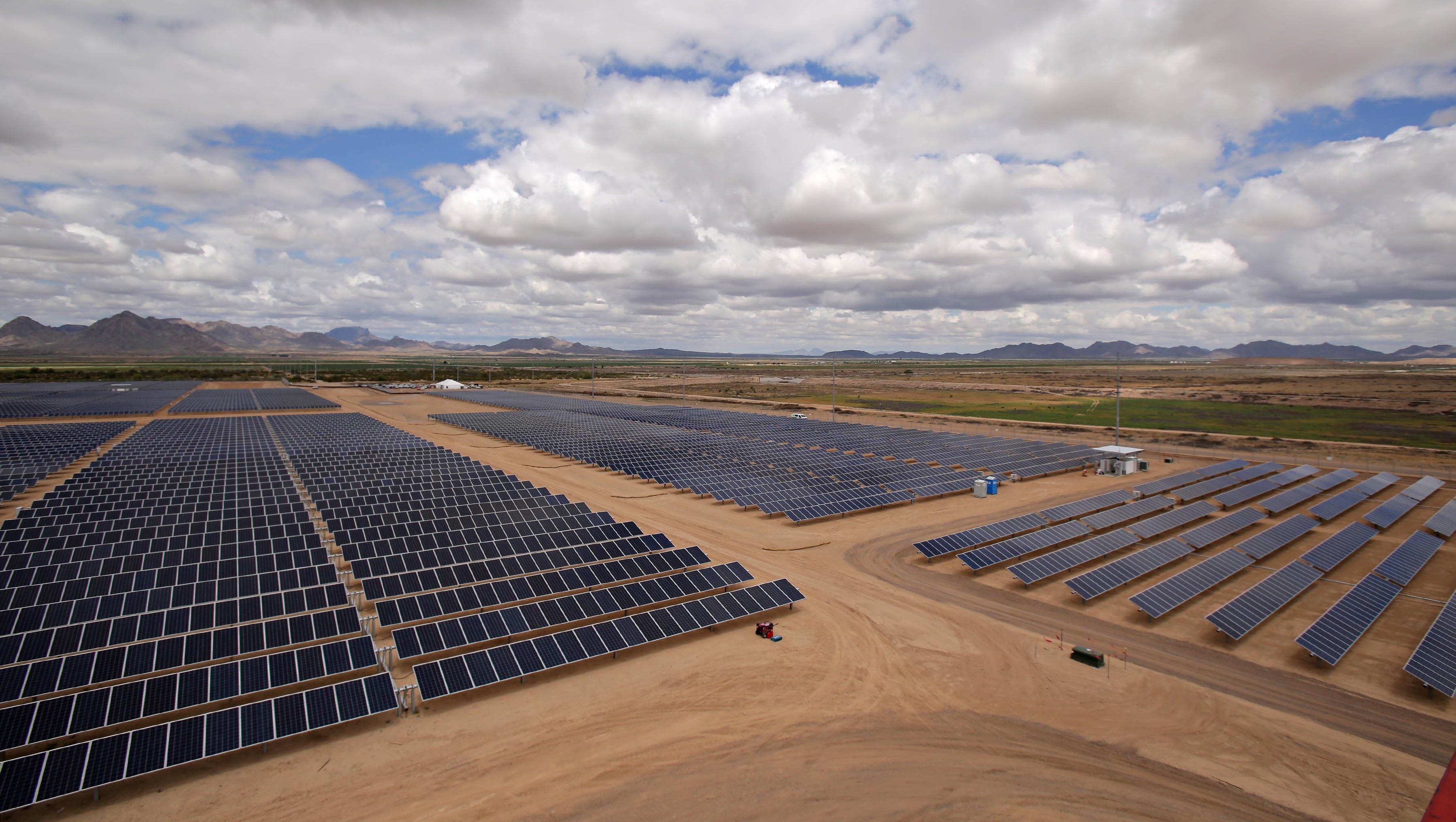Solar plant moves Phoenix toward renewable energy goal
