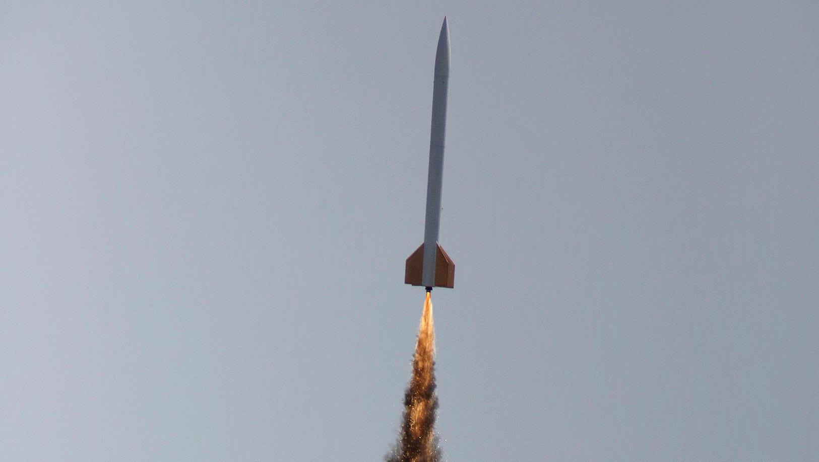 Students launch rockets, maybe careers, at South Pier