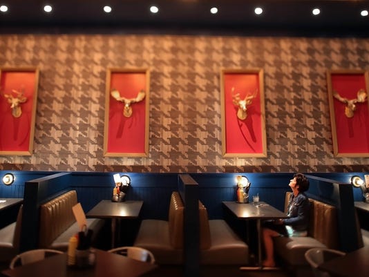 Eat like a King at Elvis Presley's Graceland