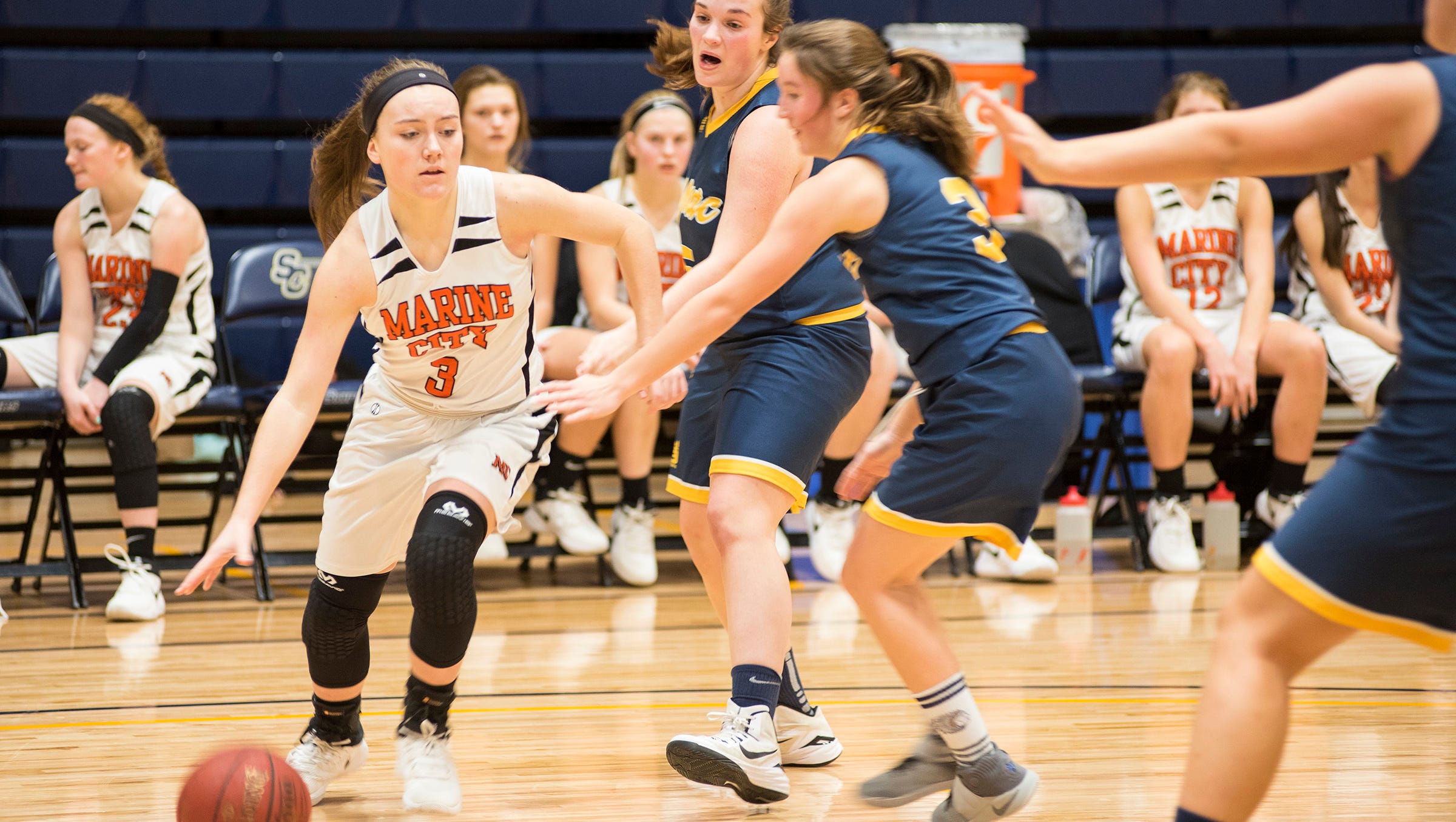 SC4 Holiday Showcase: Local girls basketball teams impress