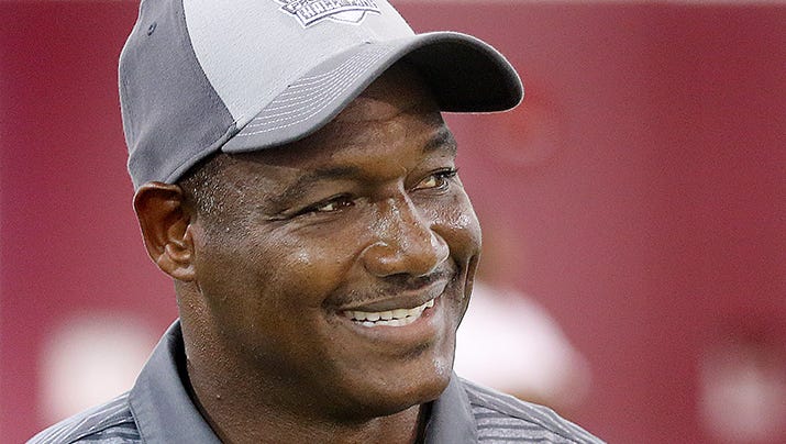 Henry Blog: Derrick Brooks also believes in Winston