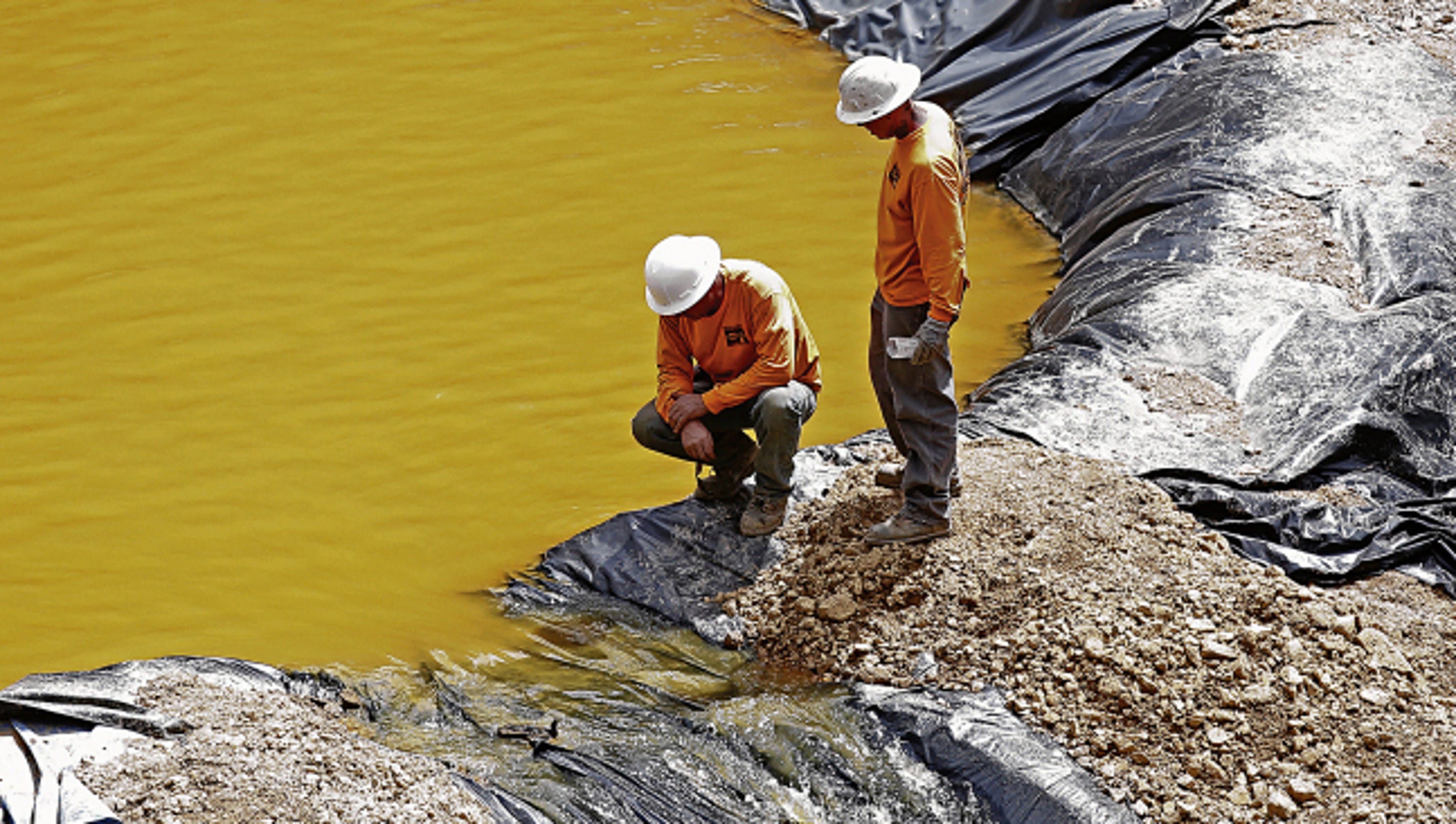 U.S. looks at long-term solution to mining pollution