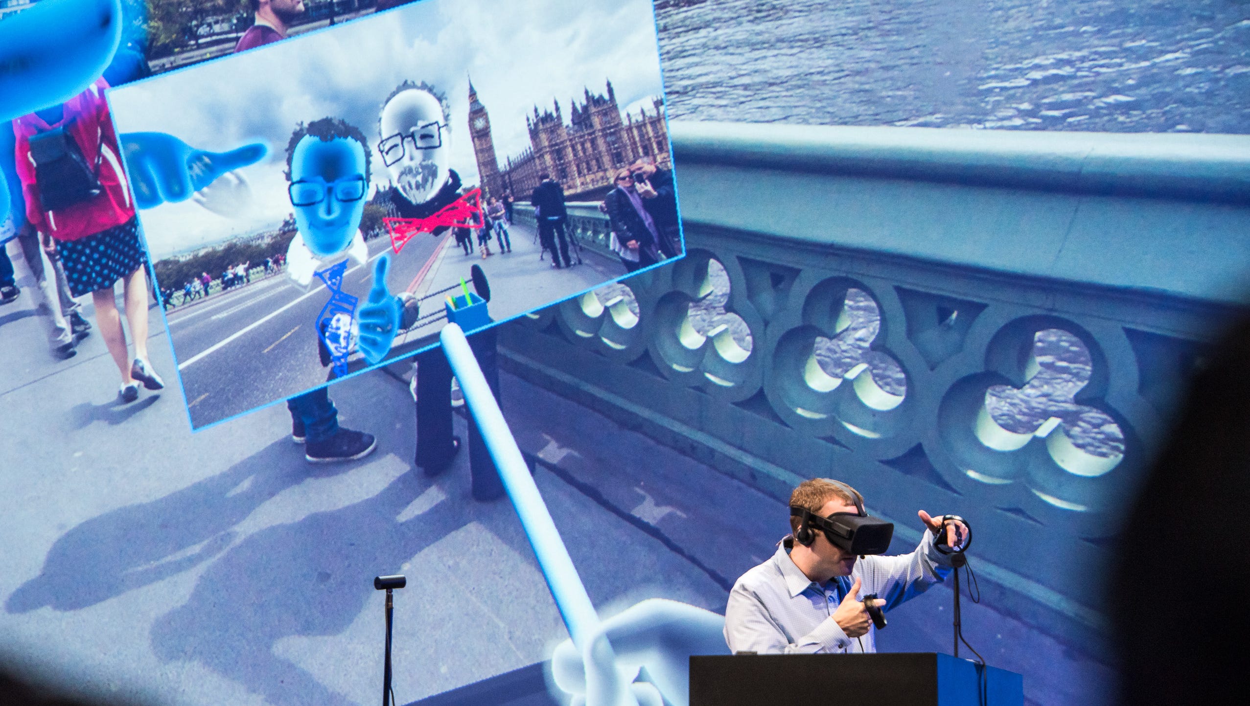 The virtual reality selfie is real