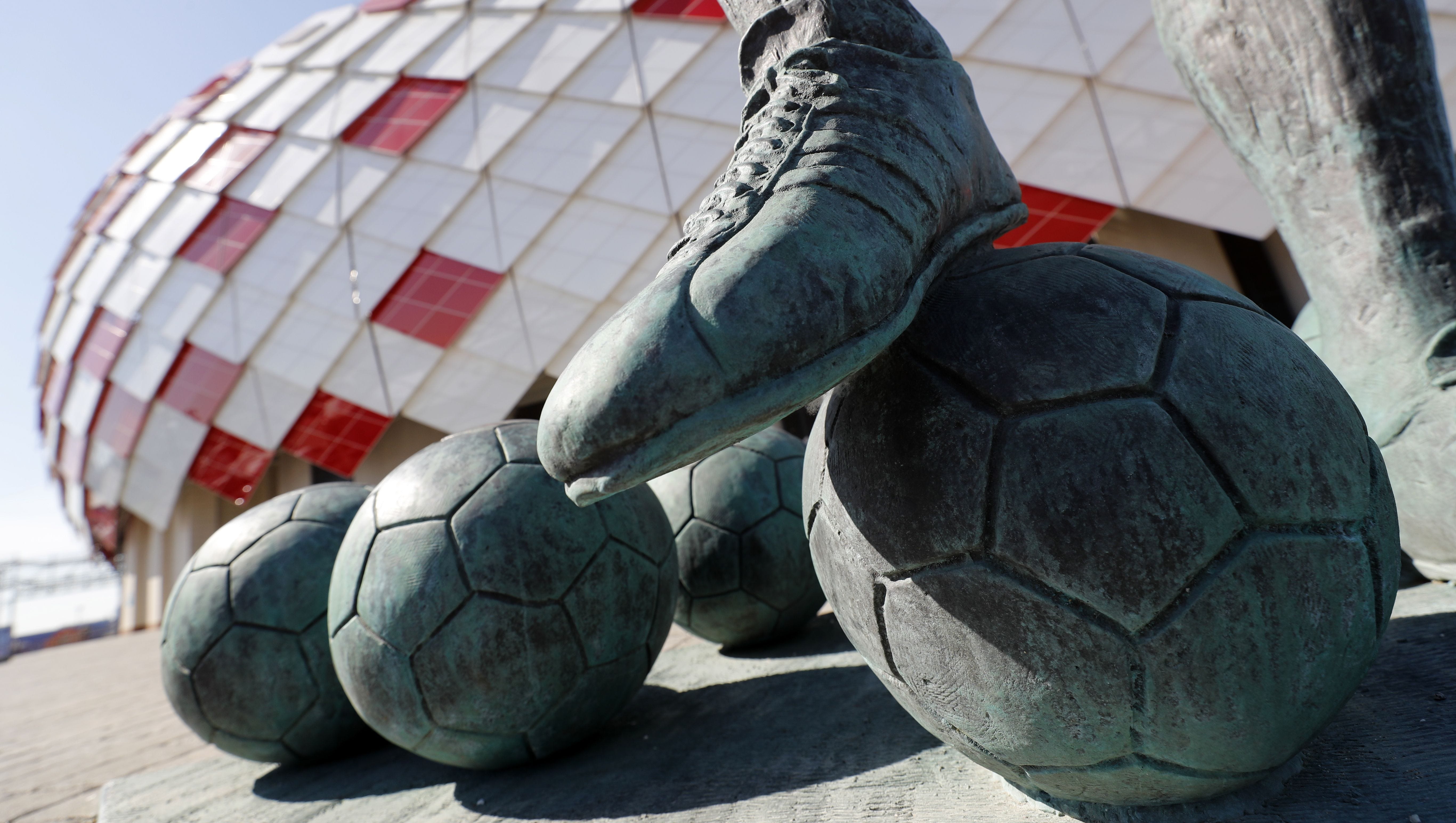 World Cup 2018: England fan vandalizes cherished statue in Moscow