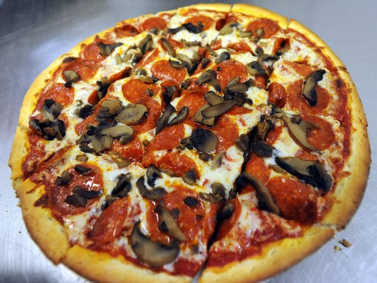 Pit Stop Pizza opens on west side