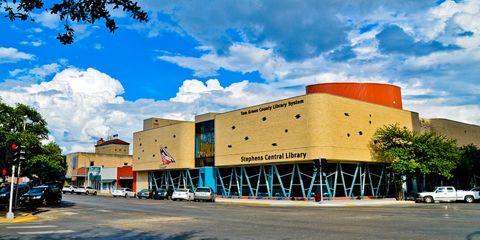 Tom Green County libraries end curbside services, late fees waived