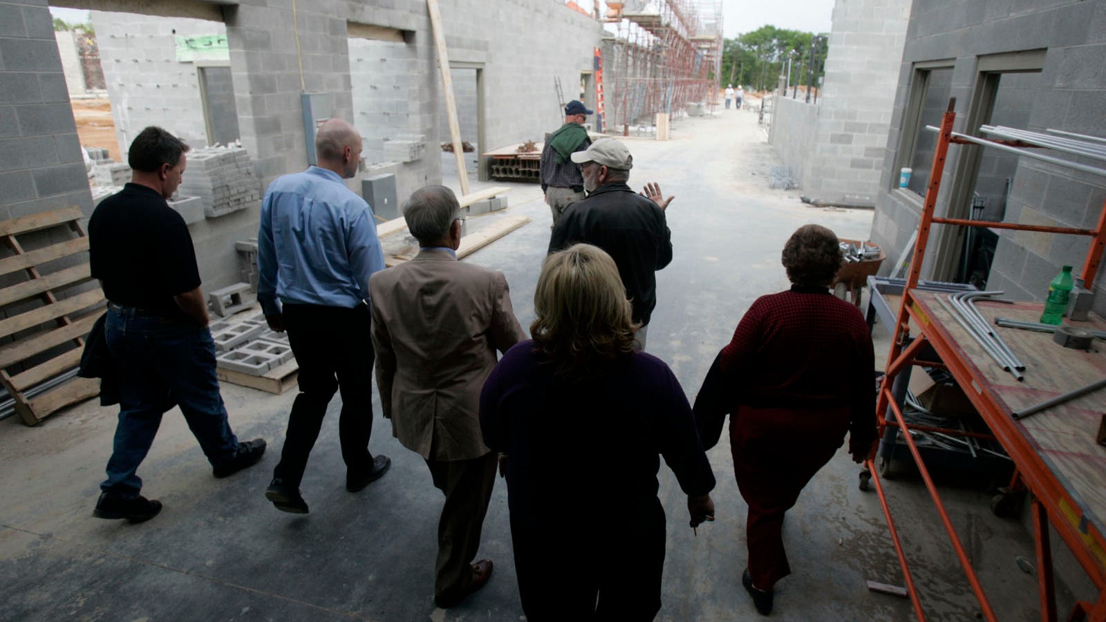 Board gets $287M plan for school construction