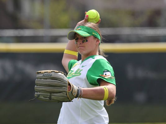 Alexa Peterson, Ducks prepare for softball regionals