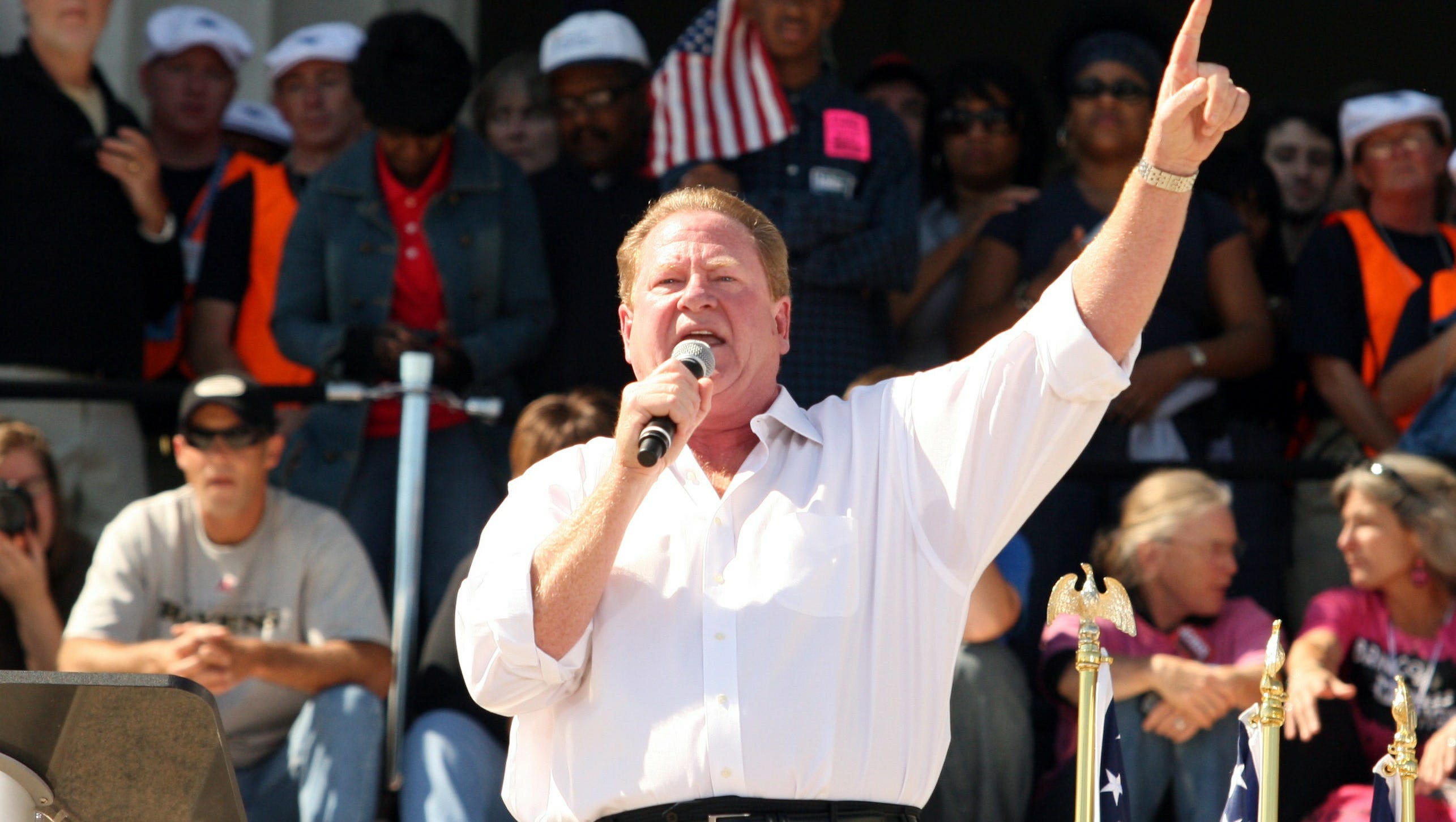 Ed Schultz, a former MSNBC host, dies at 64