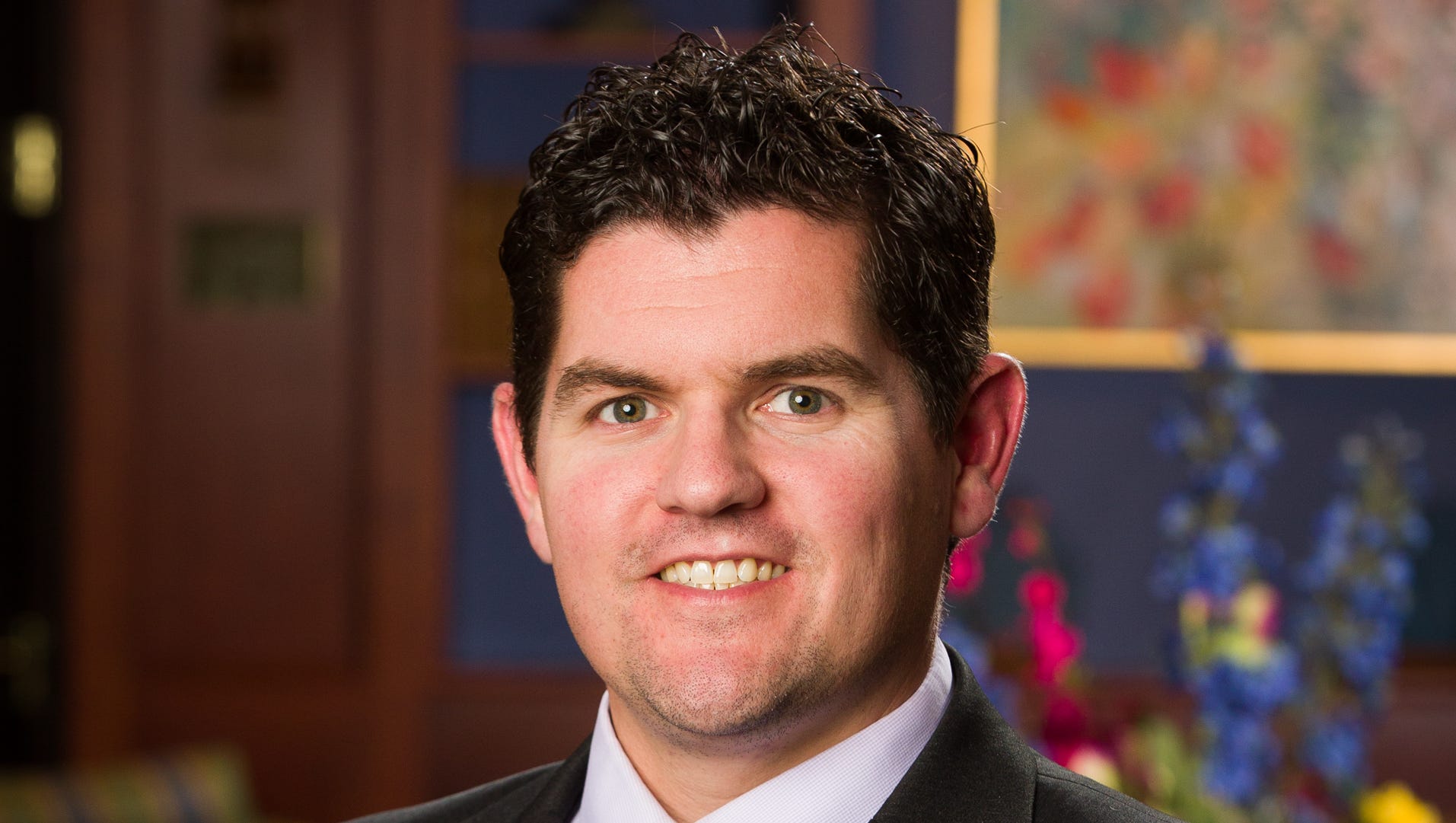 Dr. Adam Metzler authors ACL Reconstruction book