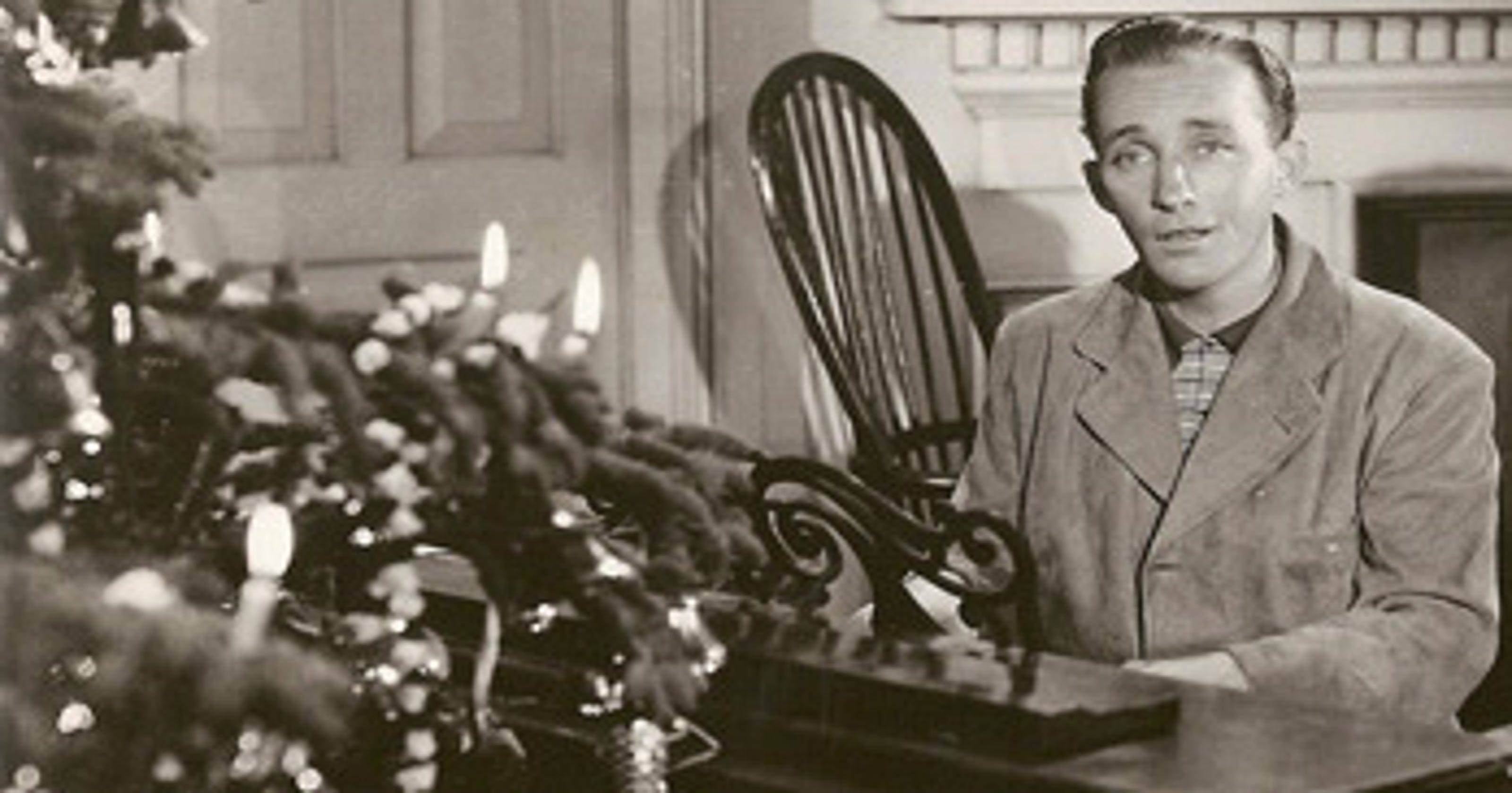 Again, WLDB-FM (93.3) first Milwaukee radio station to go all-Christmas