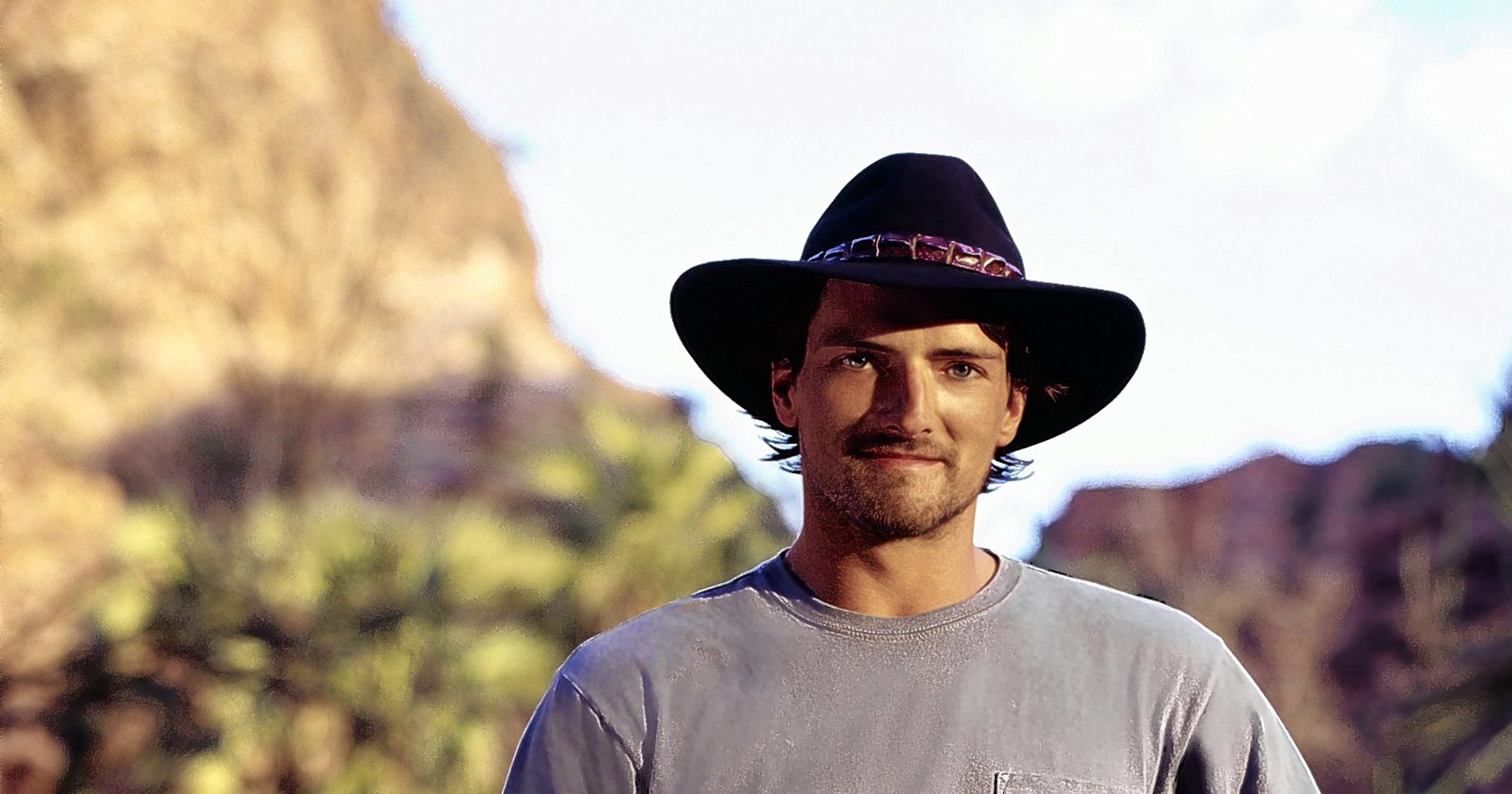 'Outback Jack' hottie becomes new face of Louisville's police department