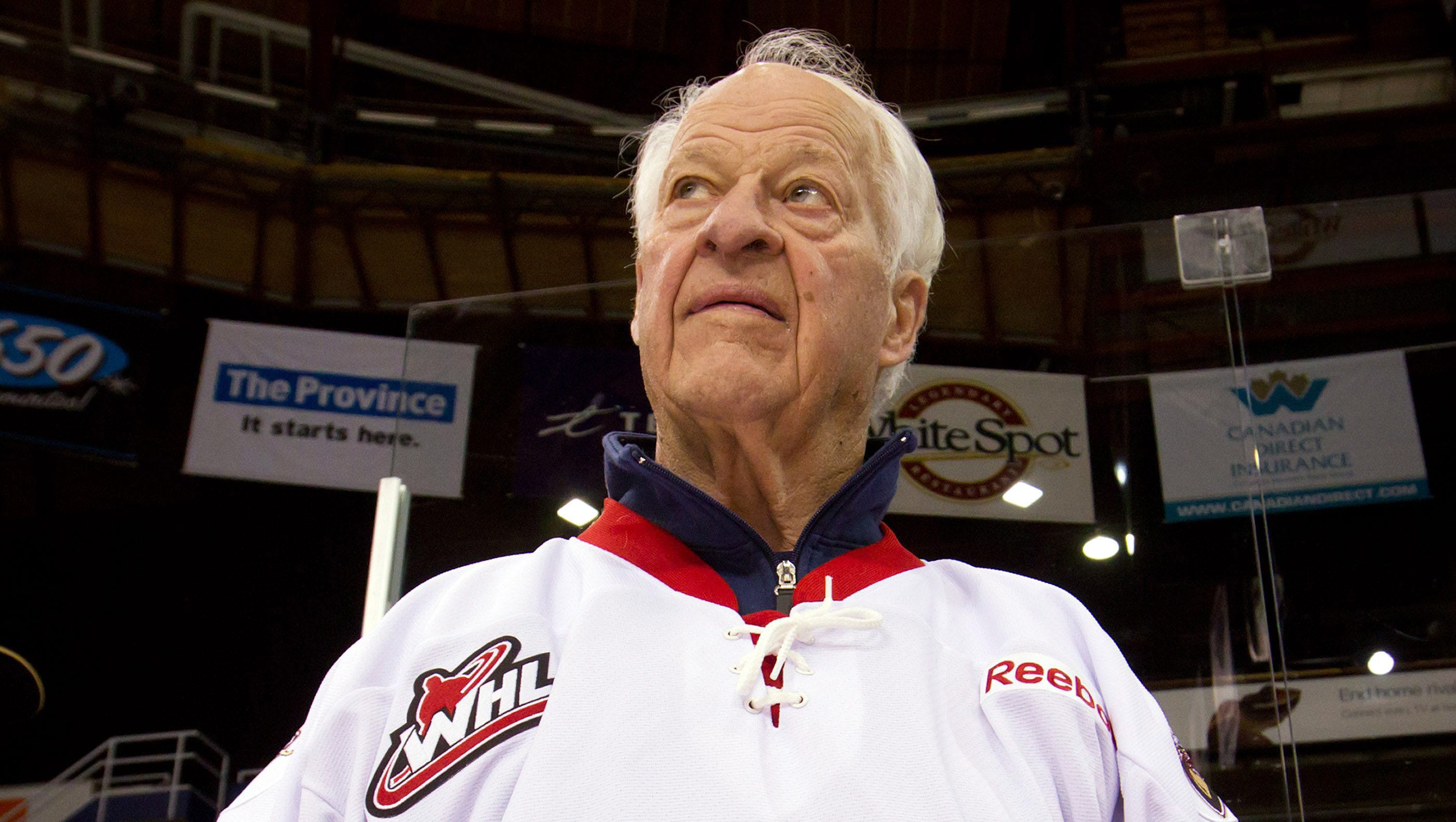 635585908701001697-c02-howe-0110.jpg?width=2803&height=1584&fit=crop ...