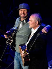 Garth Brooks helps hit songwriter honor his wife's memory at Bluebird