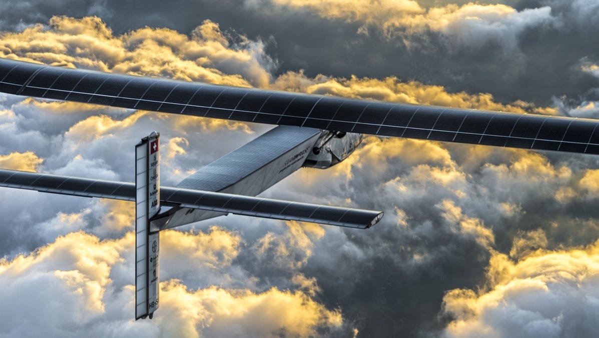 Solar Impulse plane heading for New York City