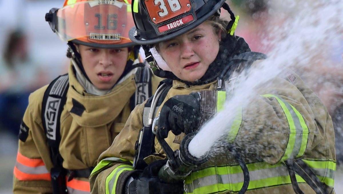 PHOTOS: Junior Firefighters Academy trains teens