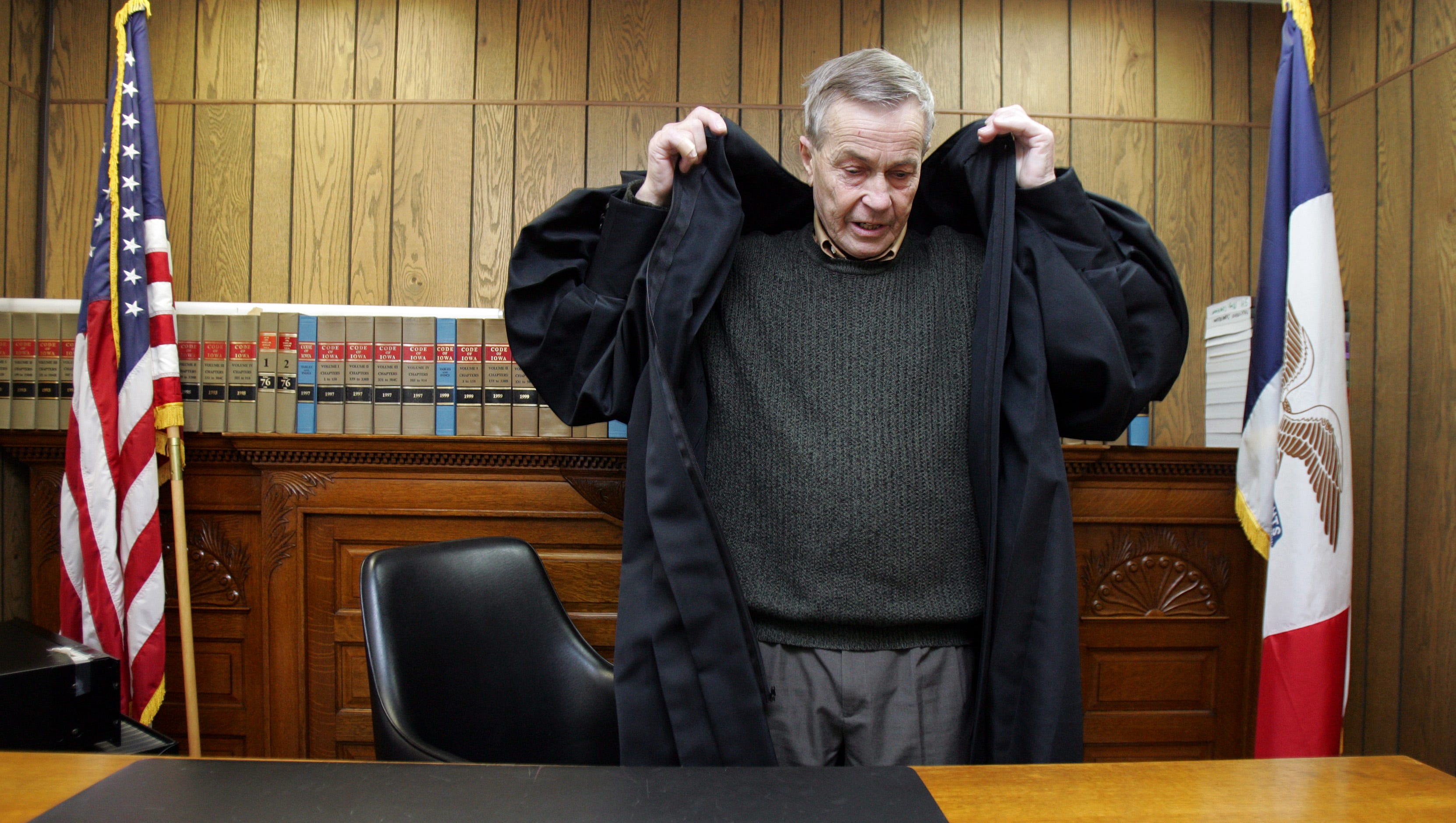 Jerry Larson, longest-serving Iowa Supreme Court justice, dies at 81