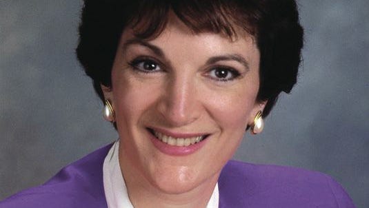 Mona Charen gets booed, escorted out of CPAC