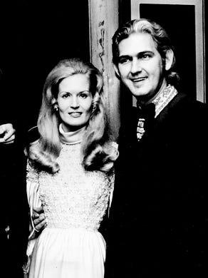 Singer Lynn Anderson charged with DUI