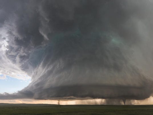 Twin tornadoes: 'Image of a lifetime' in Colorado