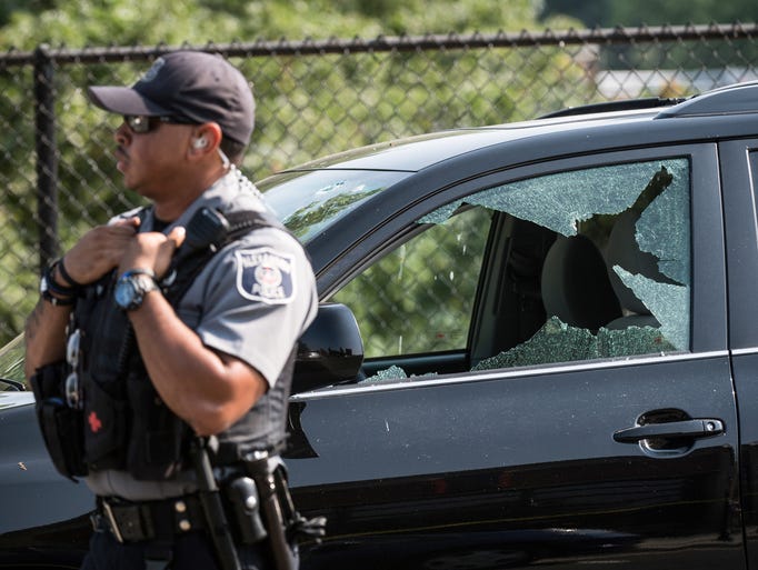 Gunman Shoots Rep Steve Scalise At Congressional Ball Game Practice
