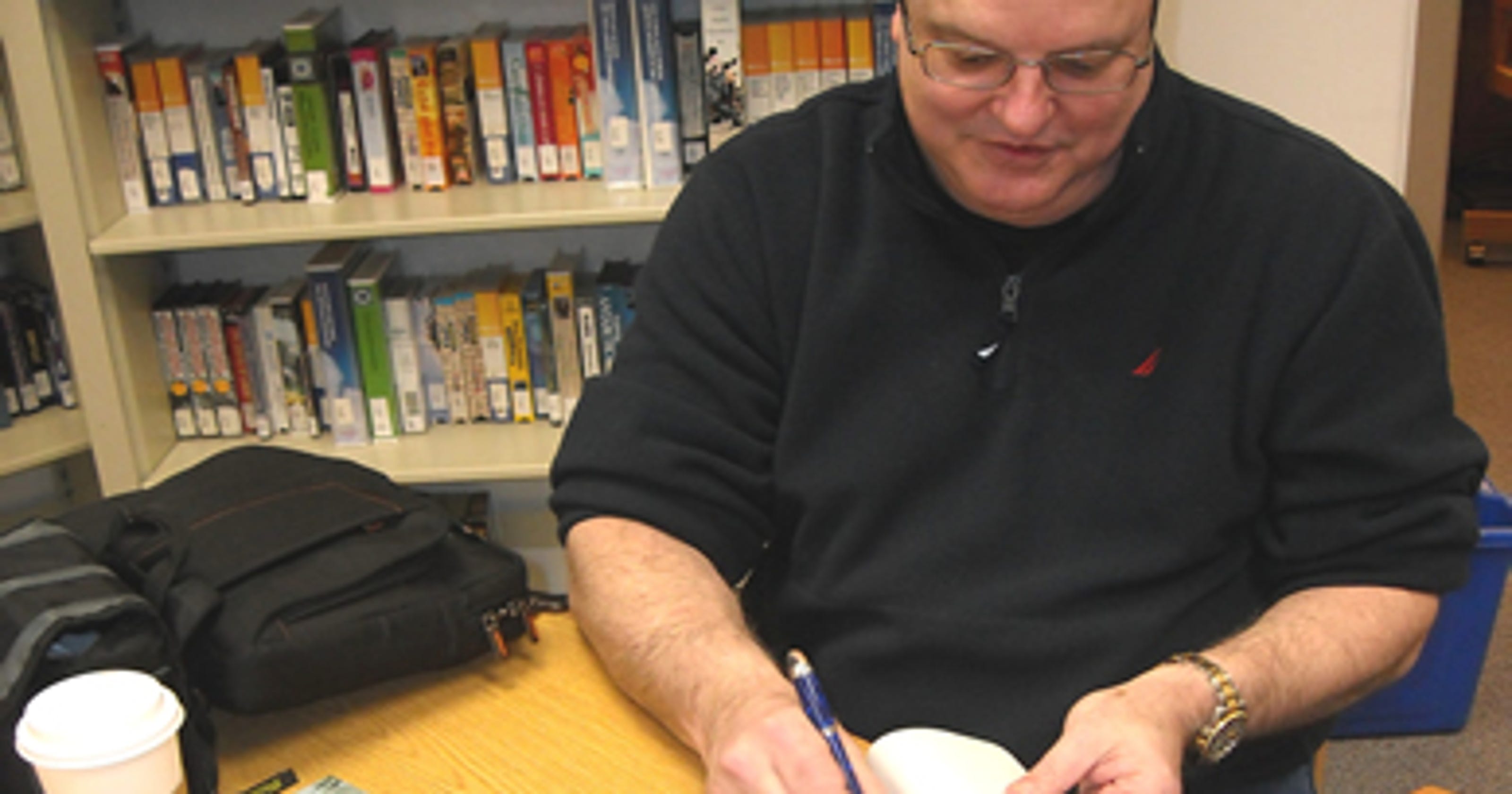 Author Roland Smith to visit Stayton Library