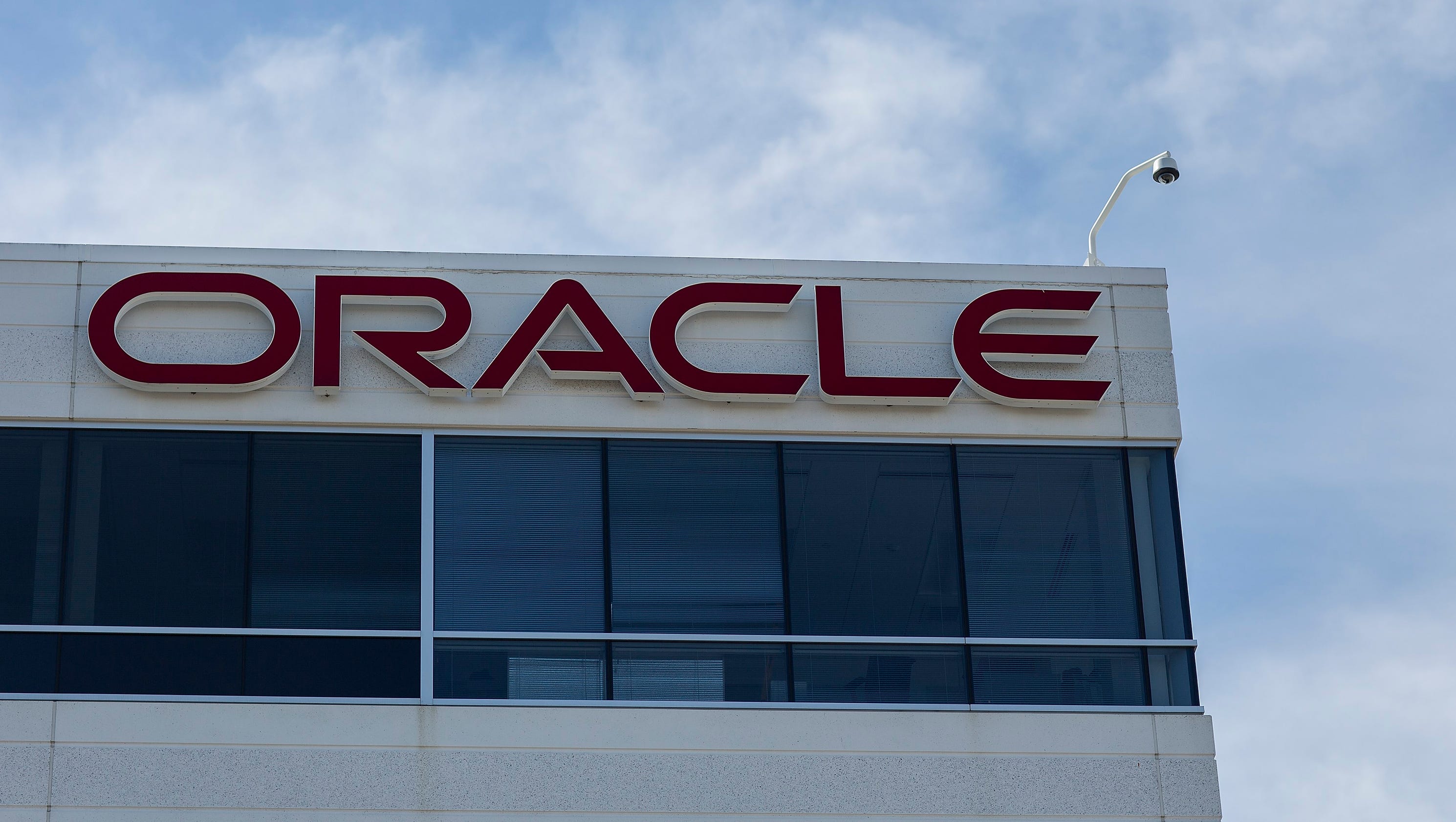 Oracle adds to cloud construction strategy with $1.2B bid for Aconex