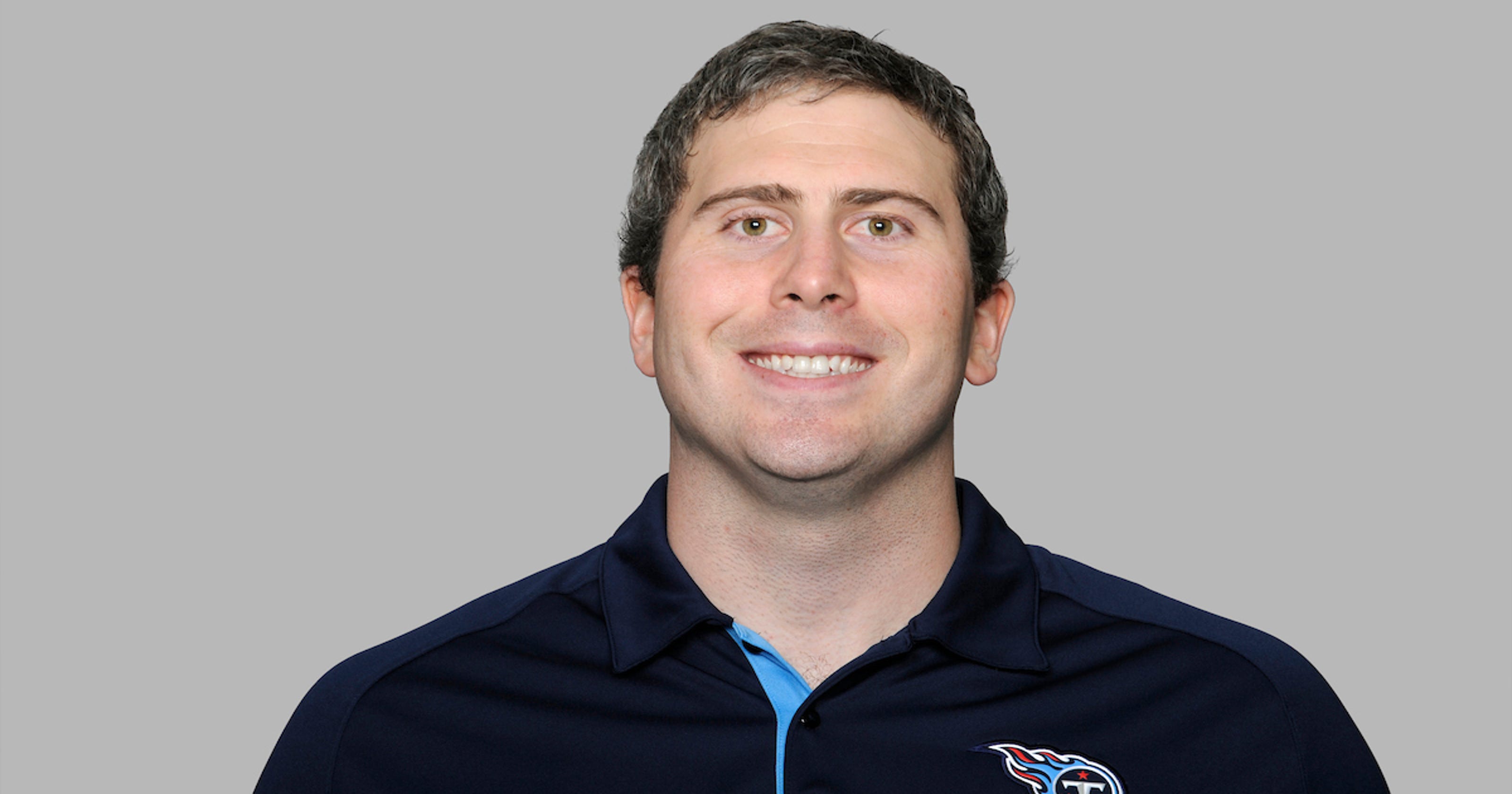 Titans promote Arthur Smith to offensive coordinator