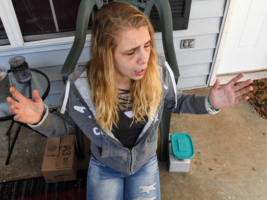 Kaylee Muthart explains why she pulled out her eyes