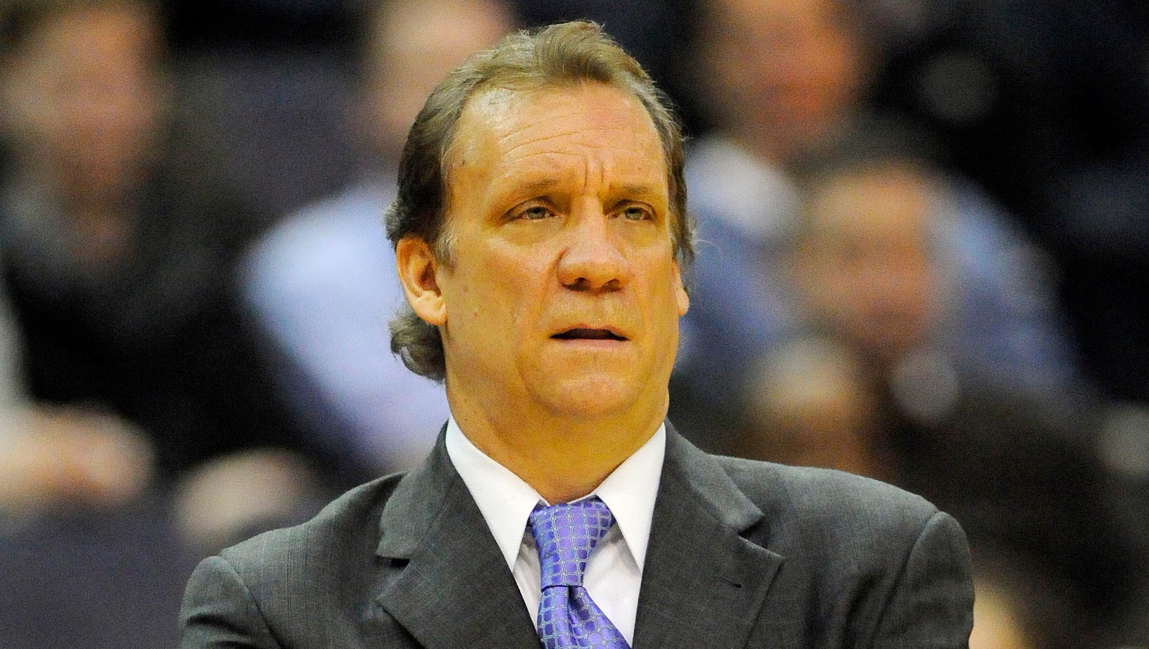 Flip Saunders hires himself as Timberwolves coach