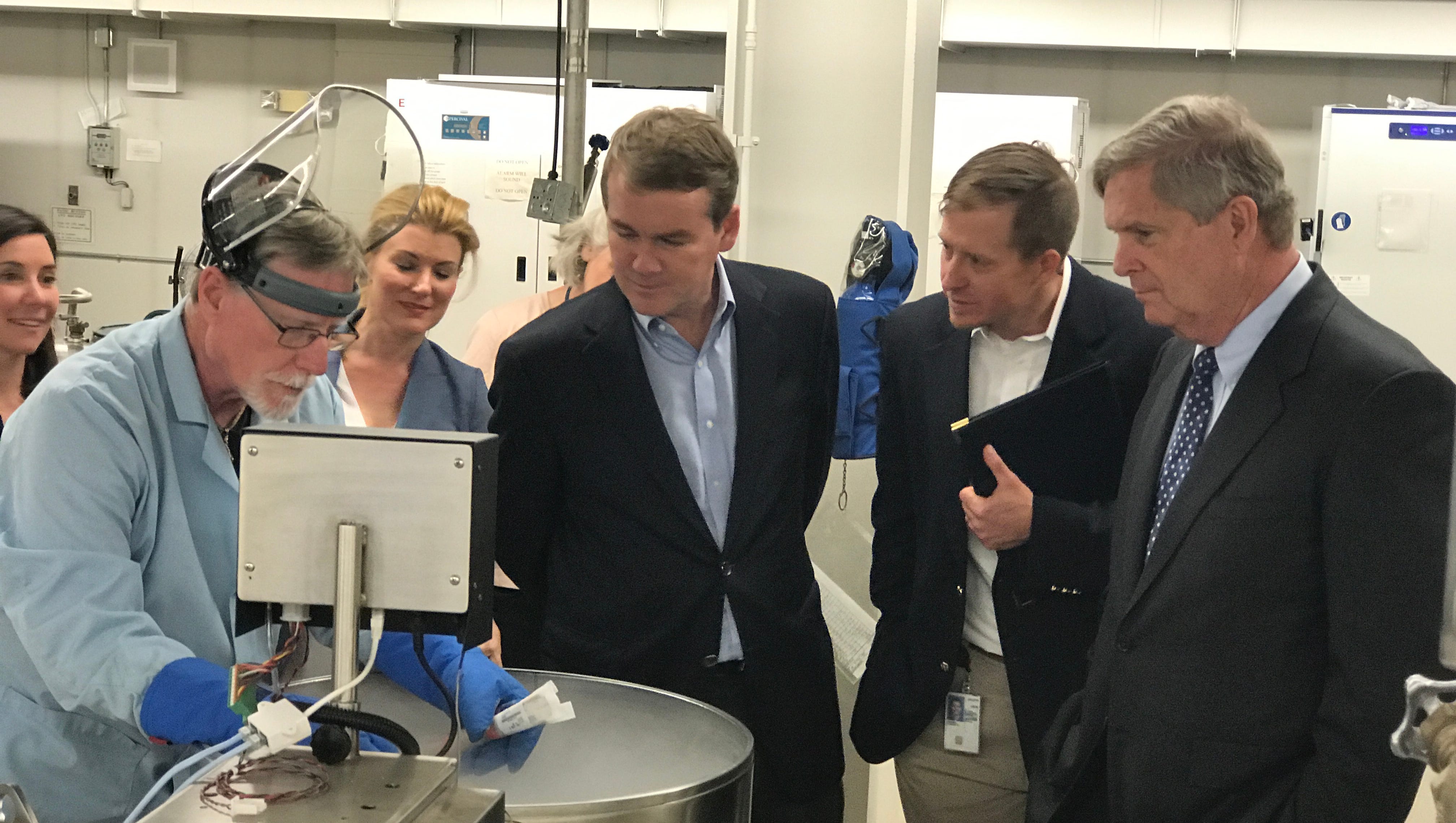 Tom Vilsack, former CSU adviser, confirmed by Senate as Ag Secretary