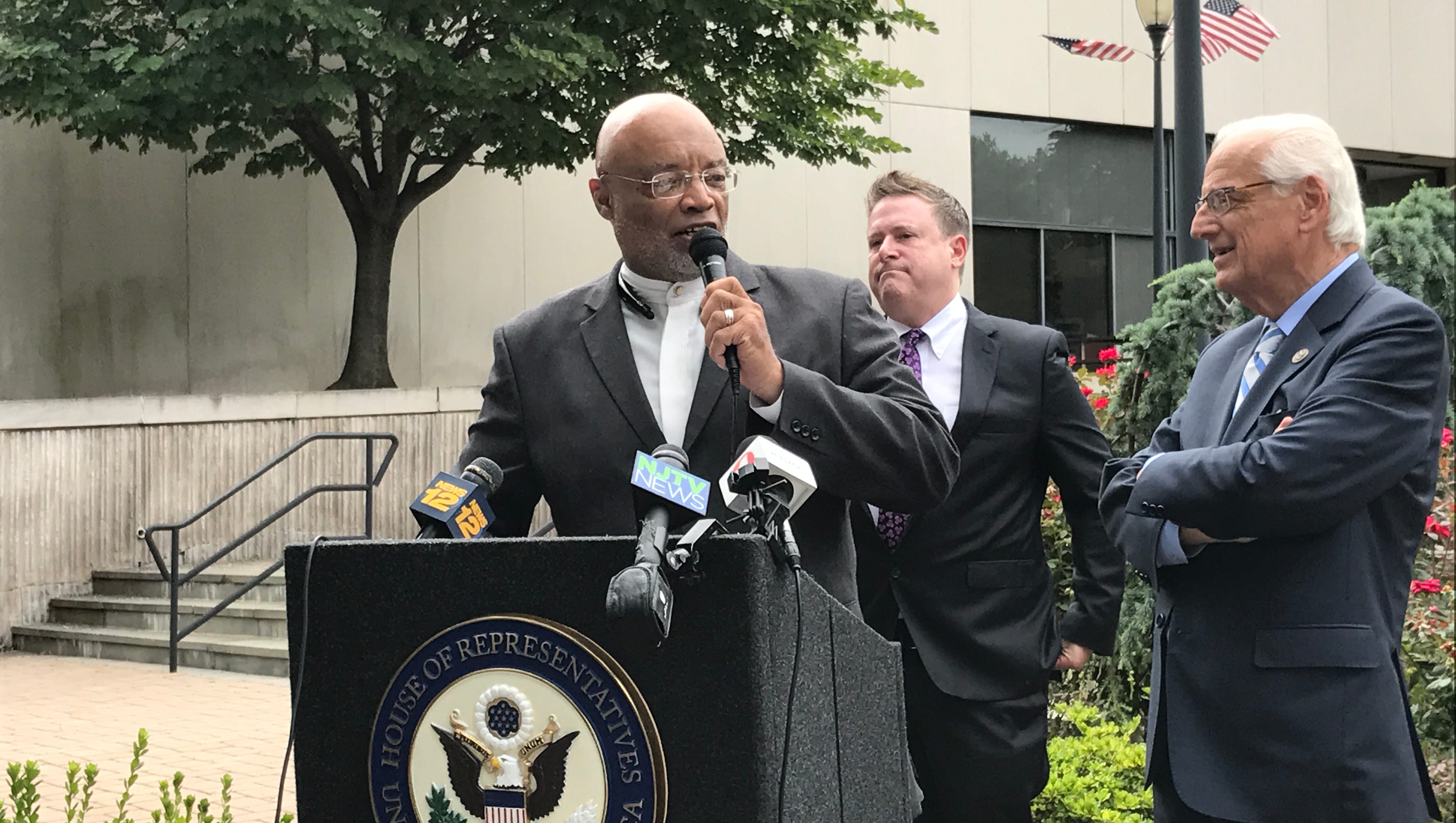 Trump's critics in New Jersey say his condemnation of white ...