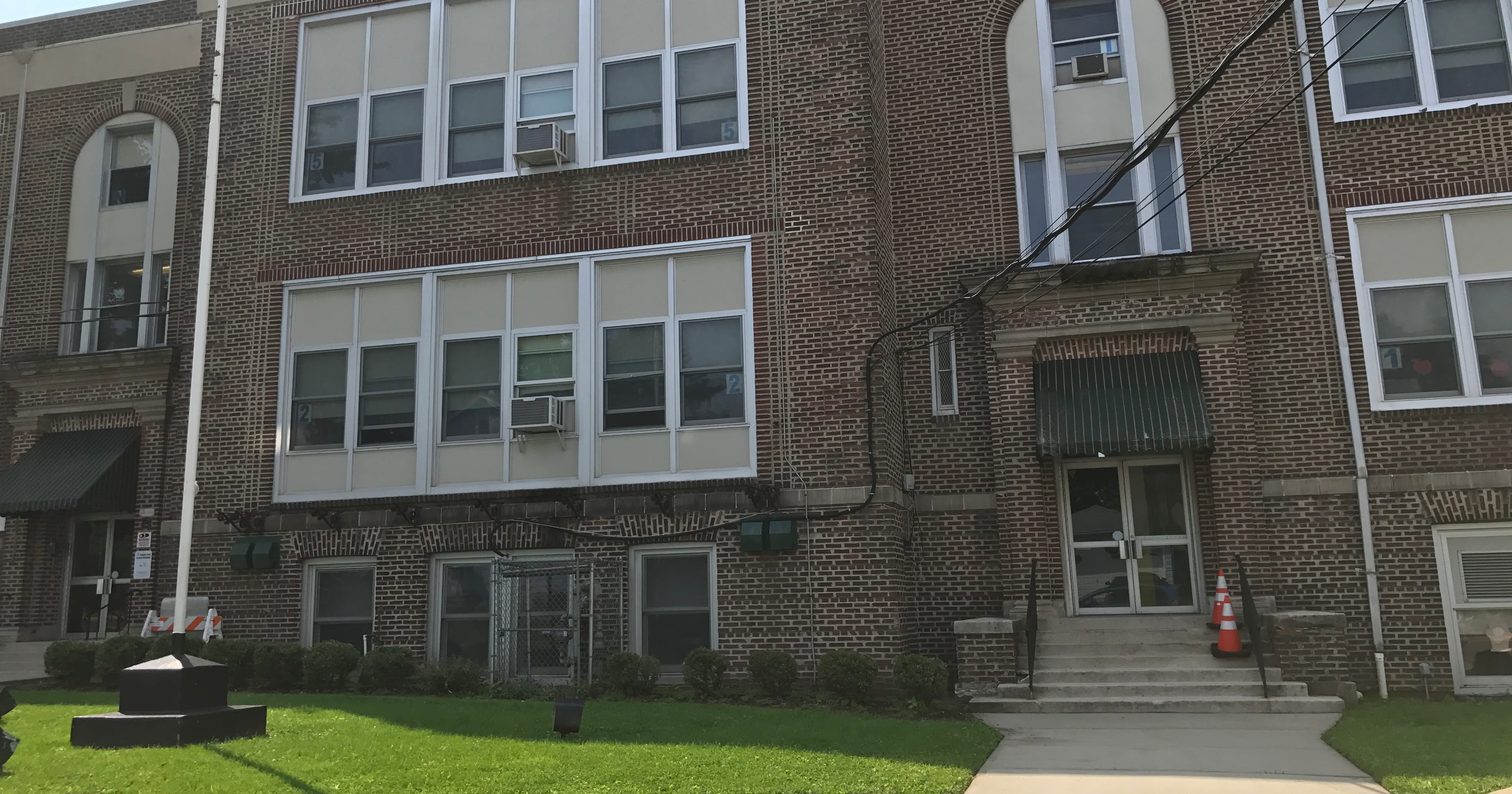 Lyndhurst school board forum draws complaints