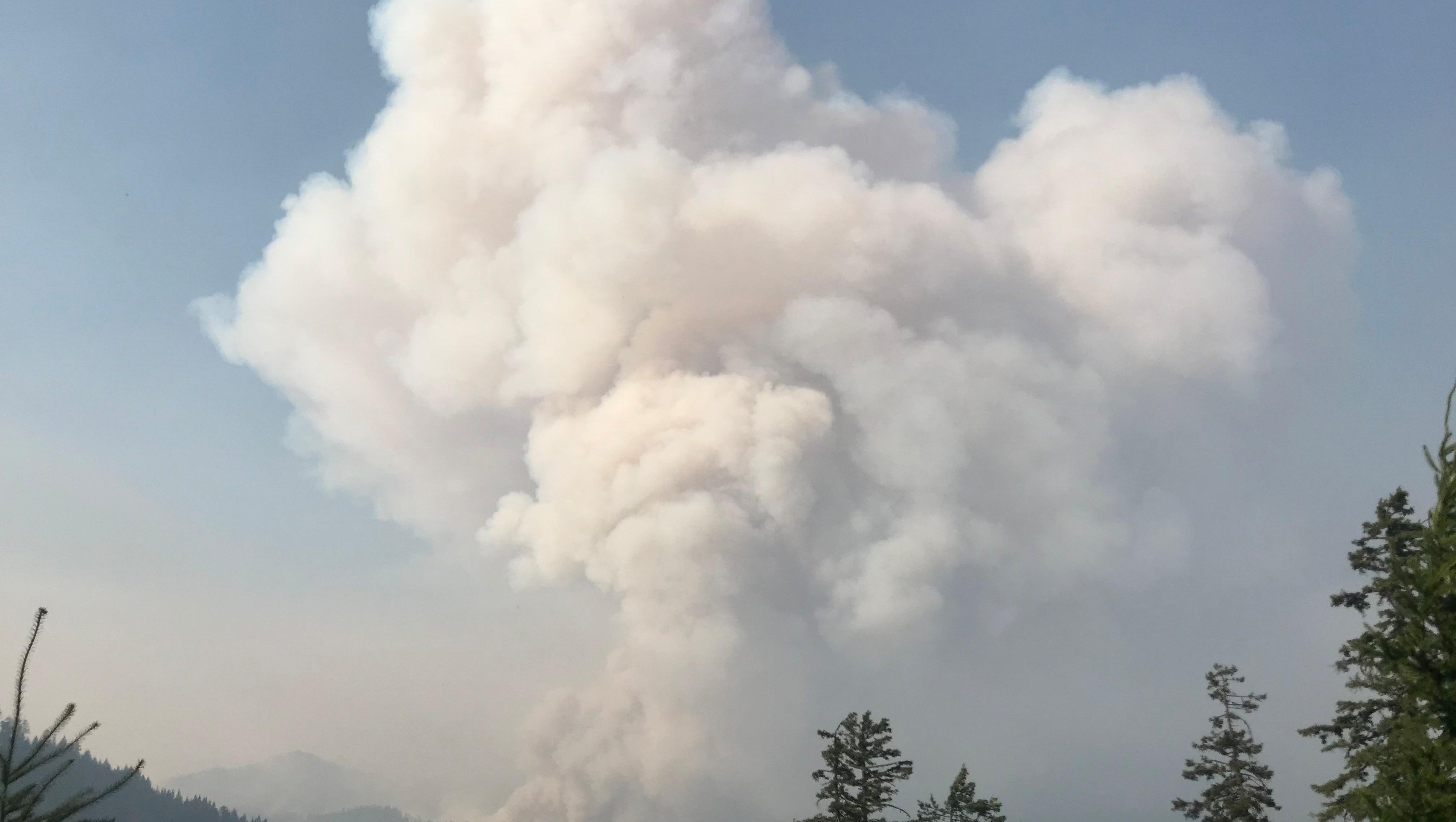 Miles Fire shows major growth, but Lost Creek Lake open