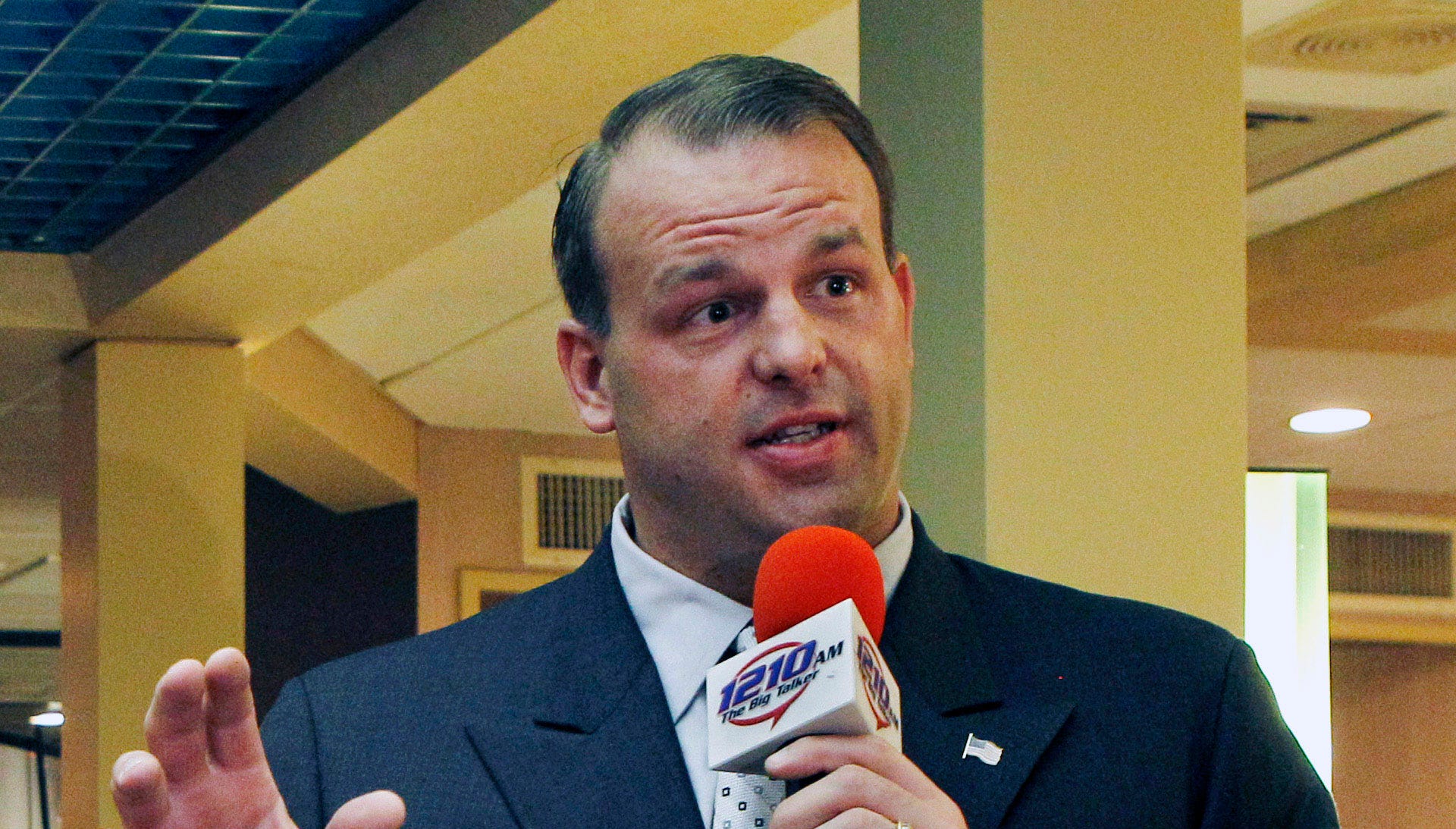 GOP Rep. Runyan, ex-football player, won't run again