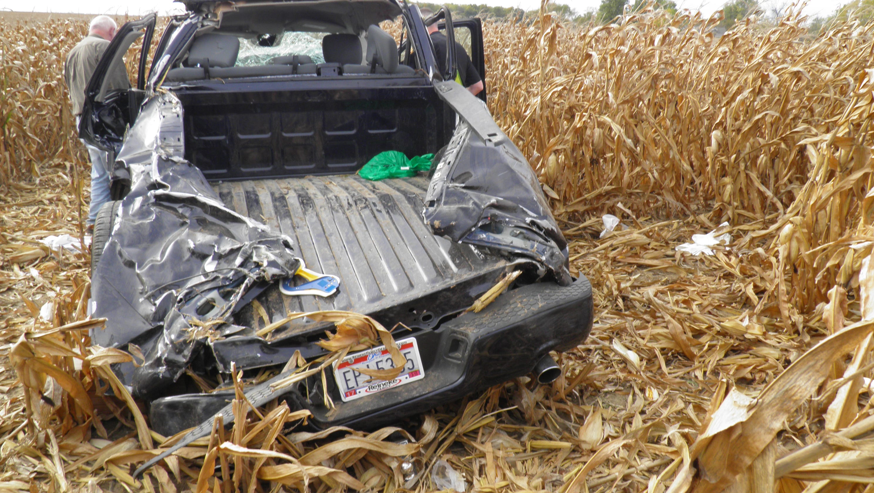 Ohio groom killed, bride injured in wedding-day crash Ohio groom killed, bride injured in wedding-day crash