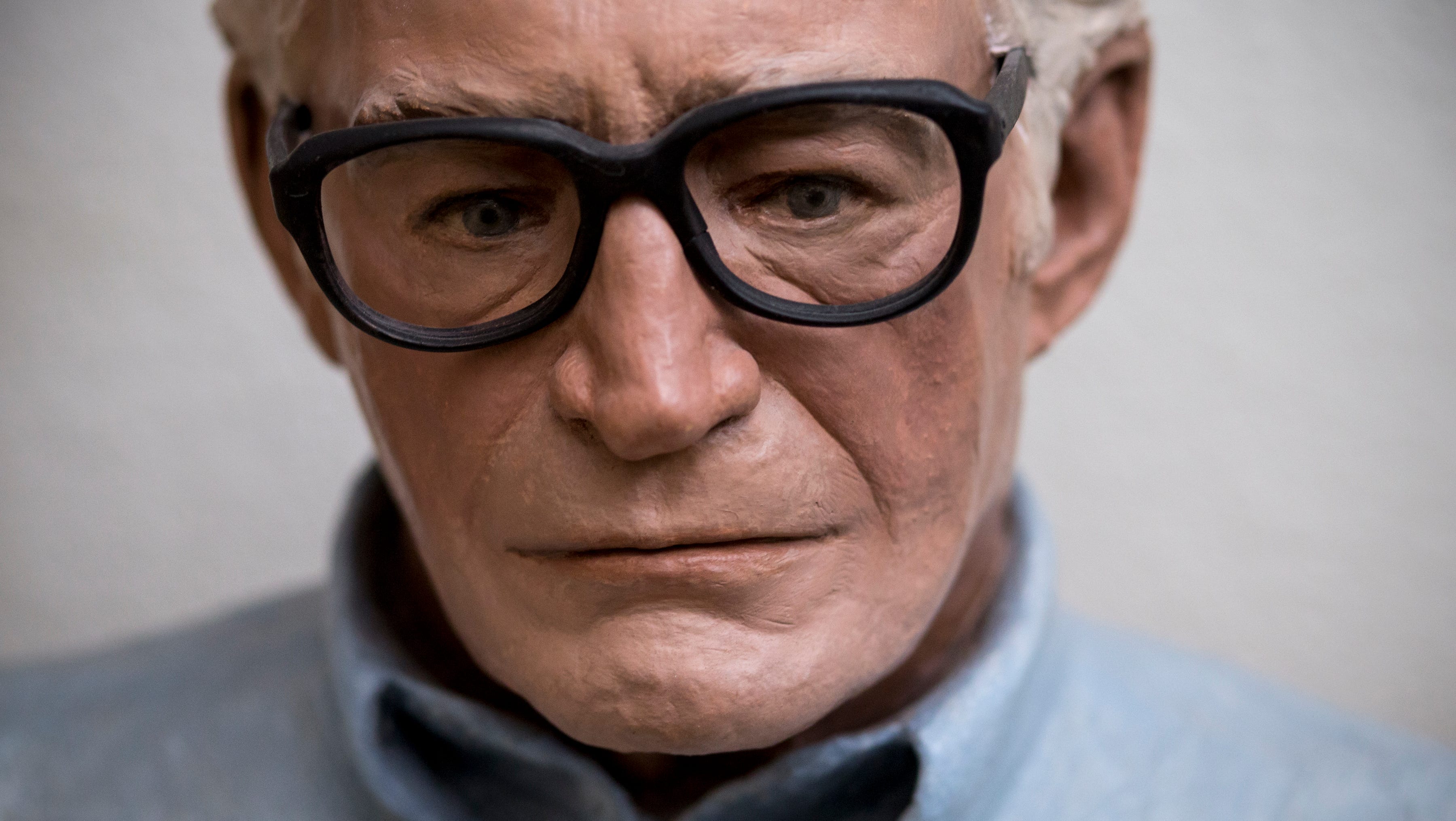 Artists feud over Barry Goldwater statue