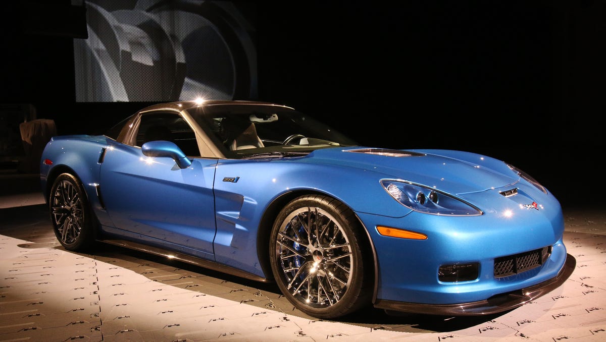 Chevrolet shows custom cars at SEMA