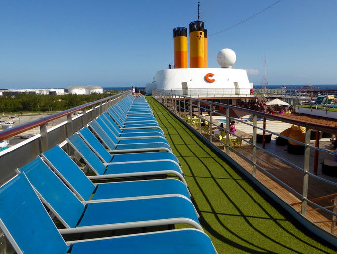 Cruise ship tours: Bahamas Paradise Cruise Line’s Grand Classica