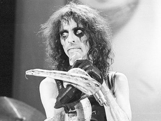 Alice Cooper still rockin' & shockin' at 70, but at home, he's grandpa