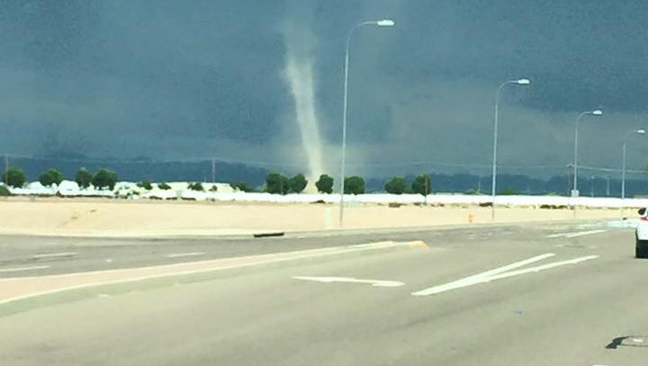Arizona tornado sightings? Meteorologists weigh in