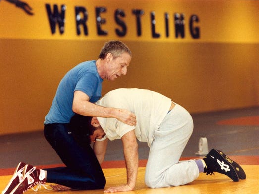 'Foxcatcher' book details wrestler's du Pont murder plot