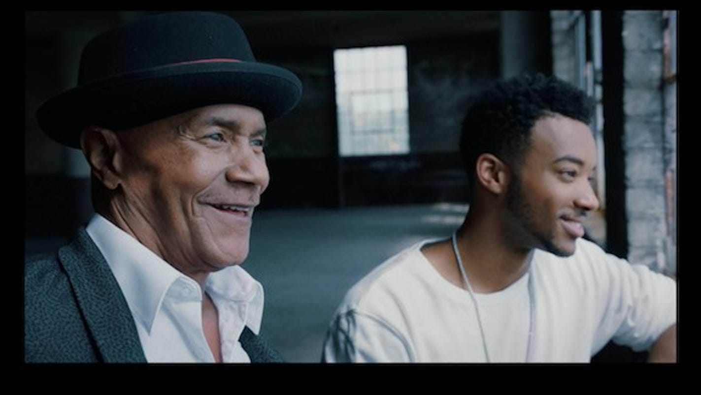 WATCH: 'Detroit' actor Algee Smith teams with Larry Reed on new song